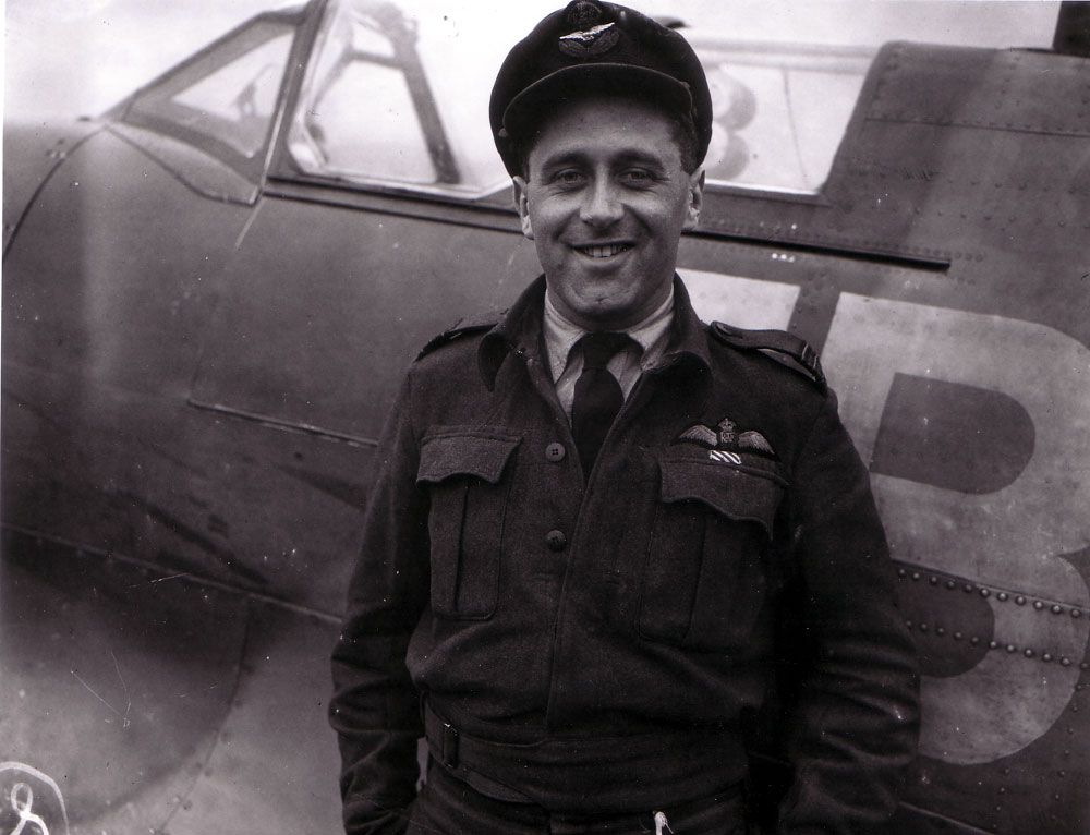 Squadron Leader Kynaston DFC & Bar. | Key Aero